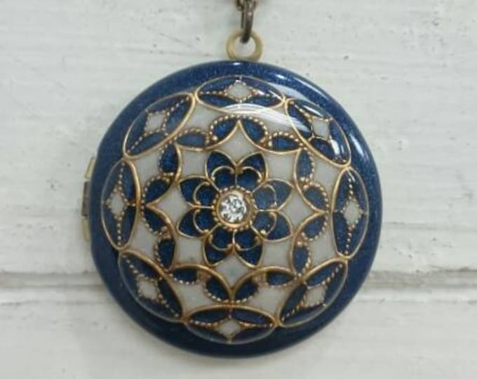 Vintage Style Ornate Locket /wedding Necklace/anniversary/bridesmaid ...