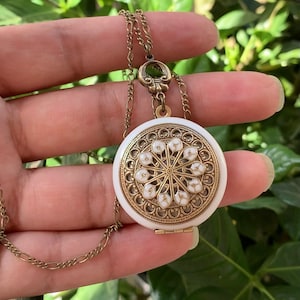 Vintage Style Locket Necklace/mandala/anniversary/bridesmaid Gift ...