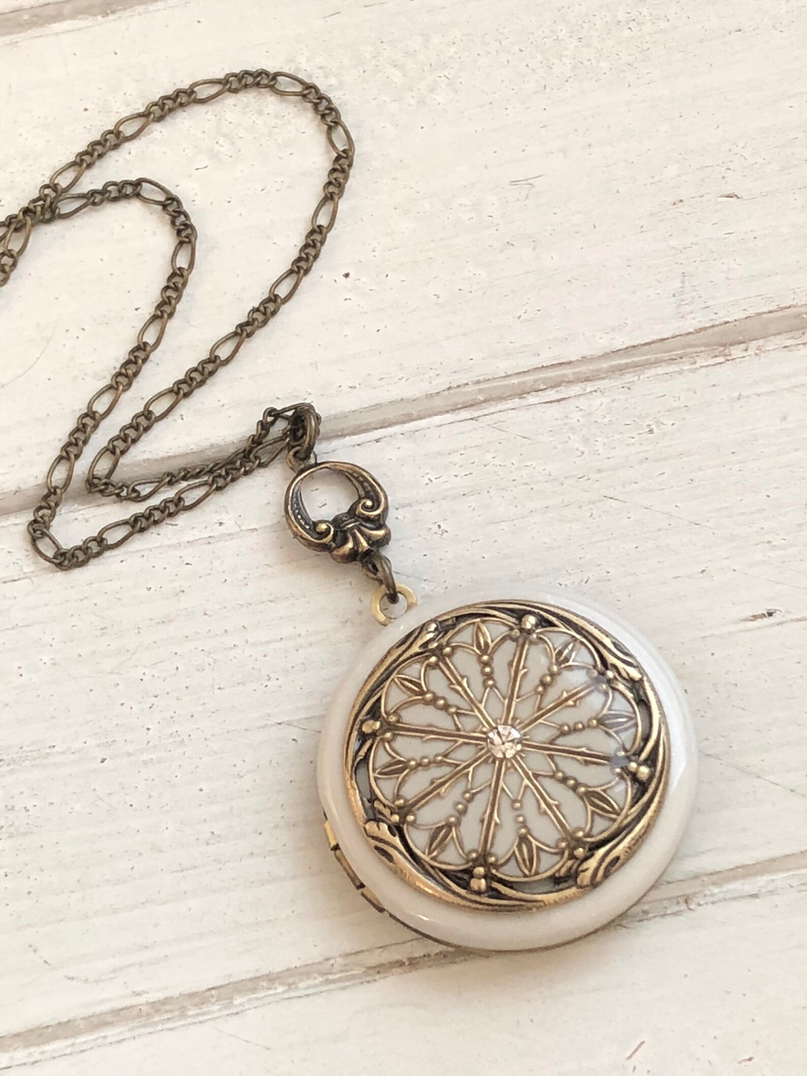 Vintage Style Ornate Locket /wedding - Etsy