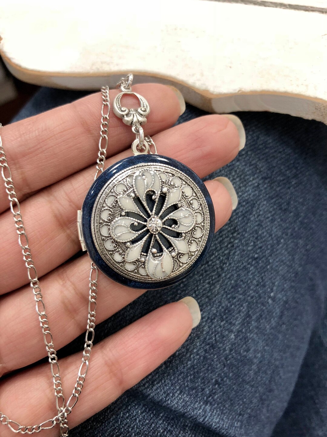Vintage Style Locket Necklace- Antique Silver Tone/mandala/anniversary ...