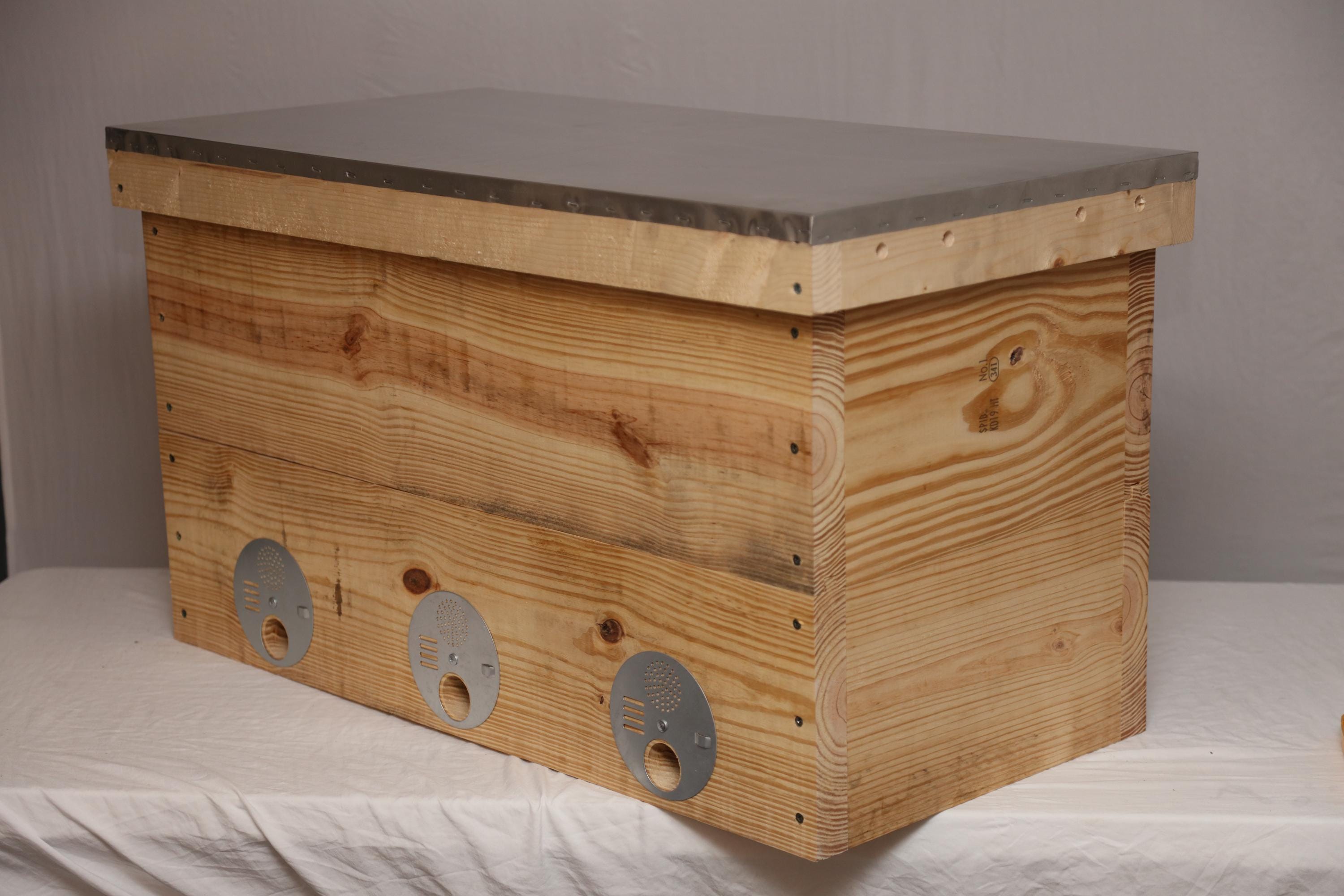 Fully Assembled 20-frame Layens Beehive: Beekeeper Gift, Horizontal ...