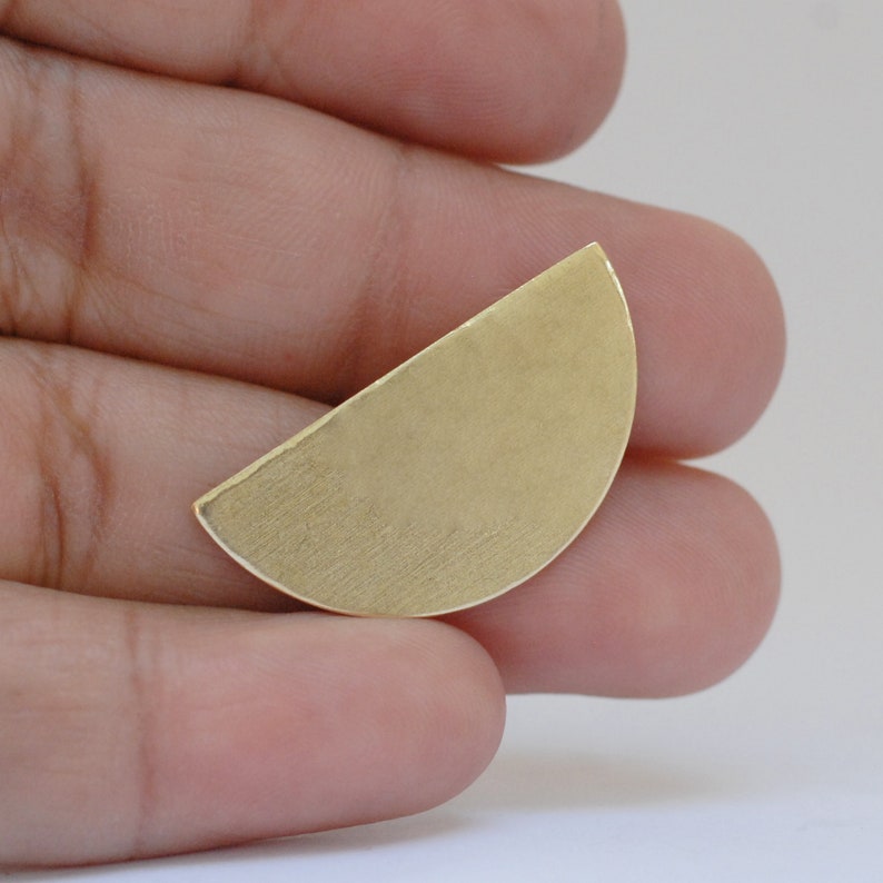 Demi-disque en cuivre massif Formes de lune 26mm x 13.5mm pour - Etsy ...