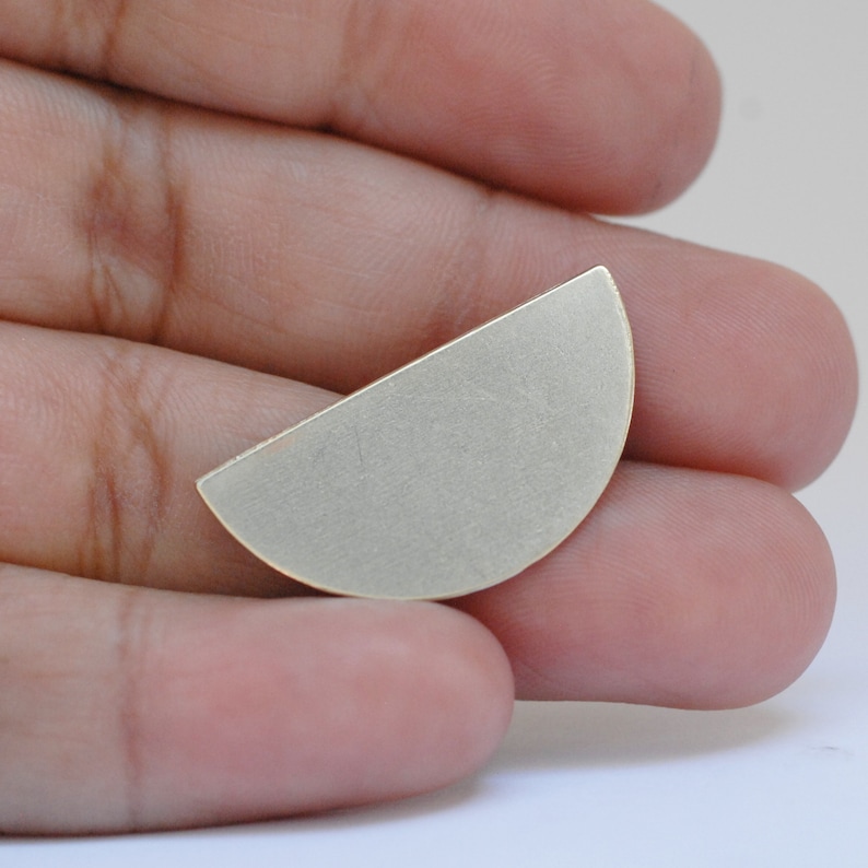 Demi-disque en cuivre massif Formes de lune 26mm x 13.5mm pour - Etsy ...