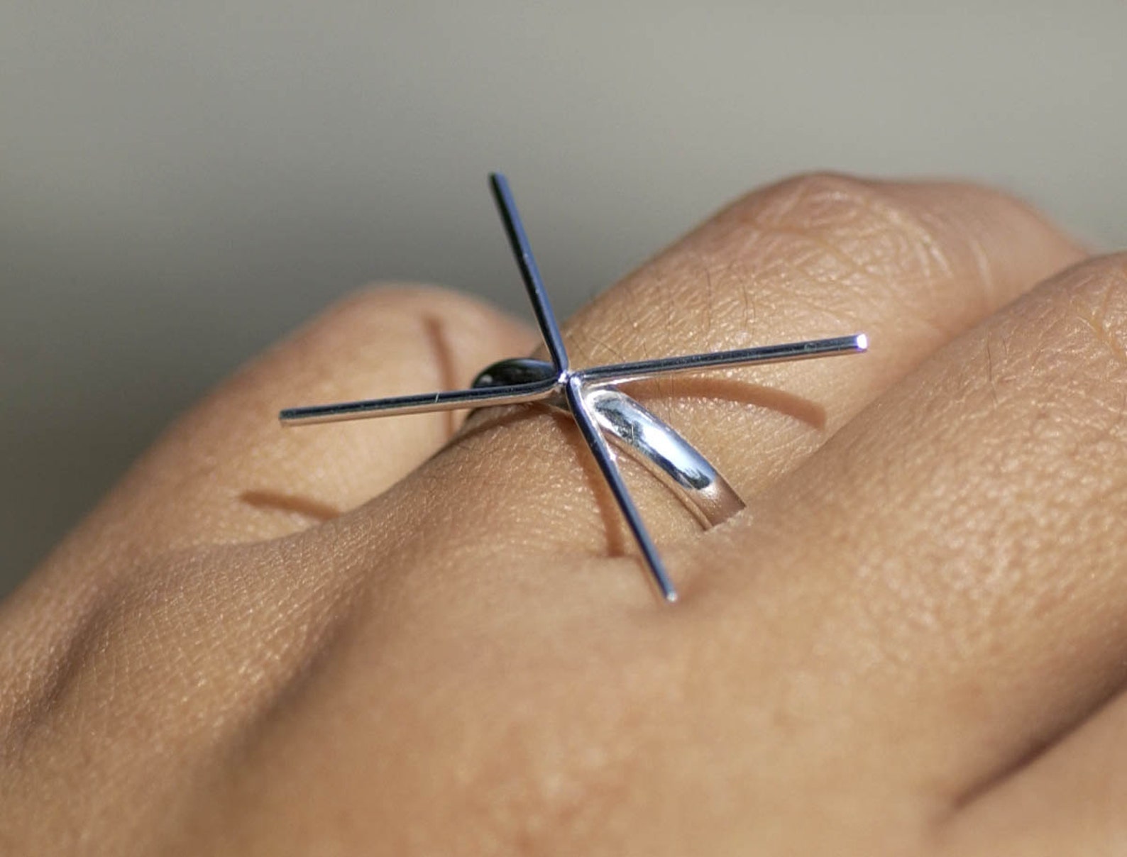 Sterling Silver Handmade Claw Ring Half Round Wire Setting - Etsy