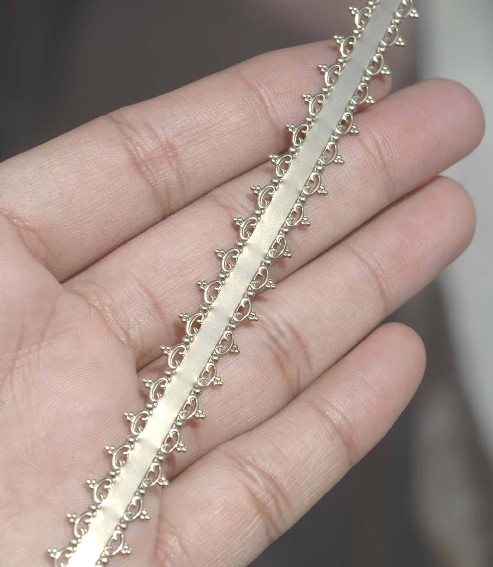 Ornate Gallery Wire Bezel Stock 11.8mm Victorian Style Textured Metal ...