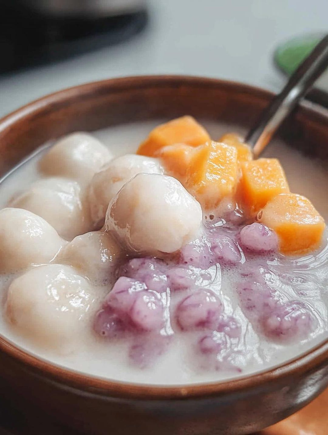 Ginataang Bilo Bilo Recipe, Filipino Rice Balls, Coconut Milk Soup ...