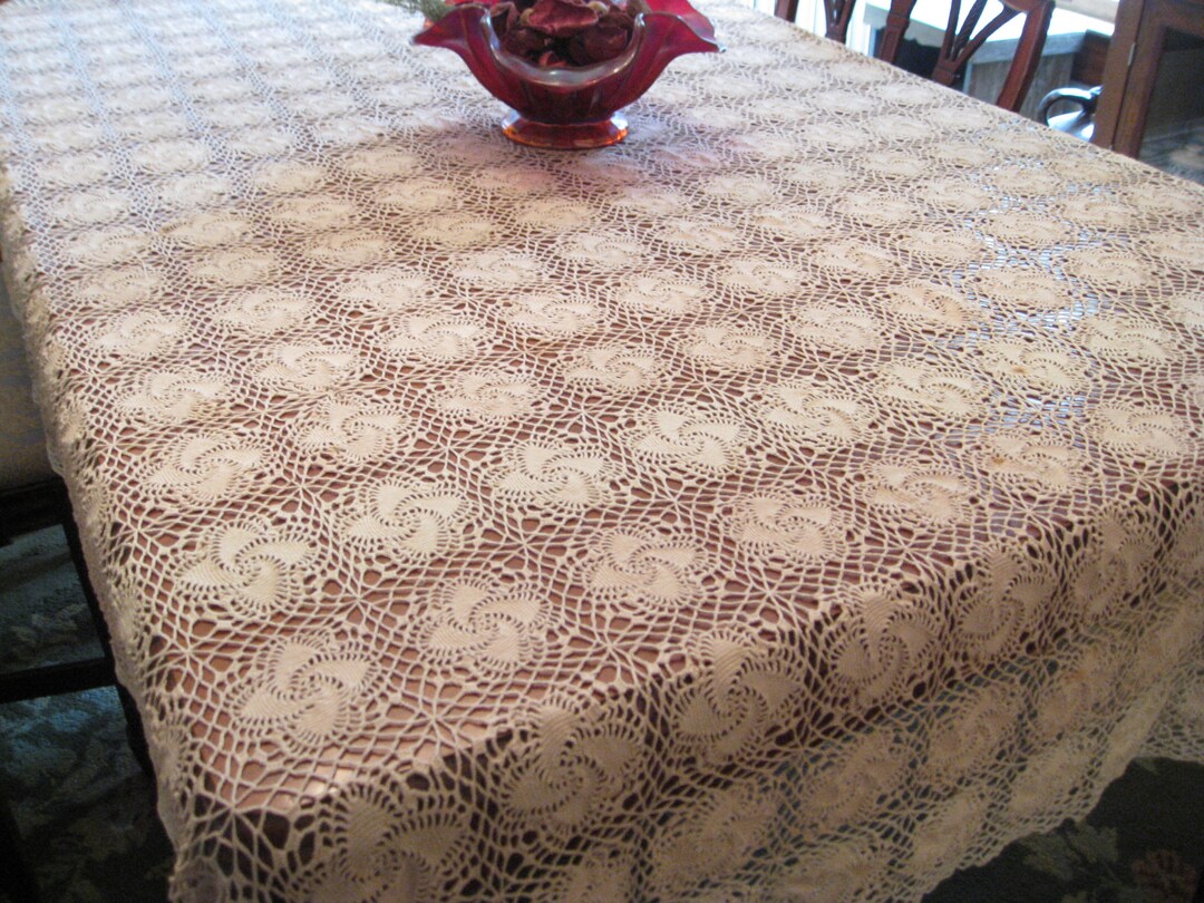 Elegant Pinwheel Beige Crochet Tablecloth, Nice Vintage, Large 57 X 79 ...