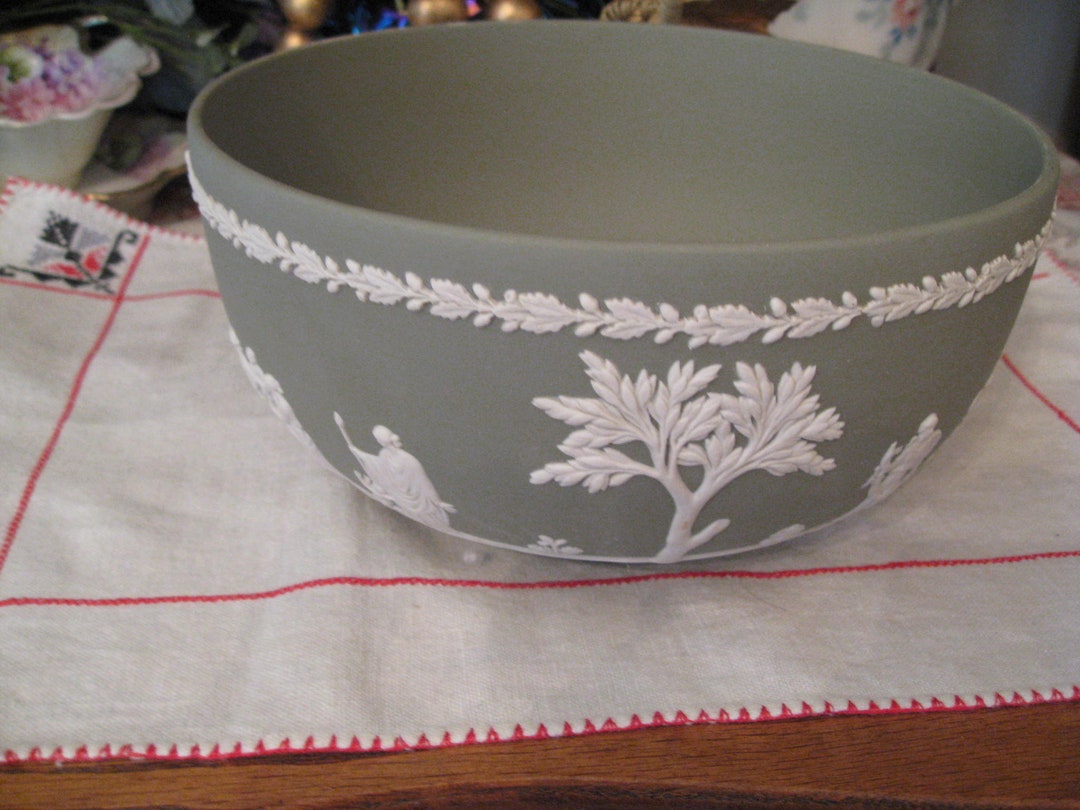 1970's Sage Green Jasperware Bowl, Collectibles, Wedgewood, Sacrifice ...