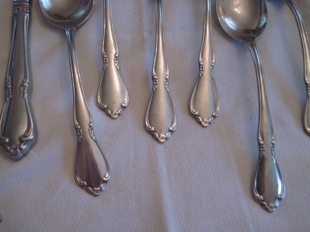 14 PC Mid Century Oneida Community Stainless Flatware, Dinner Knives ...