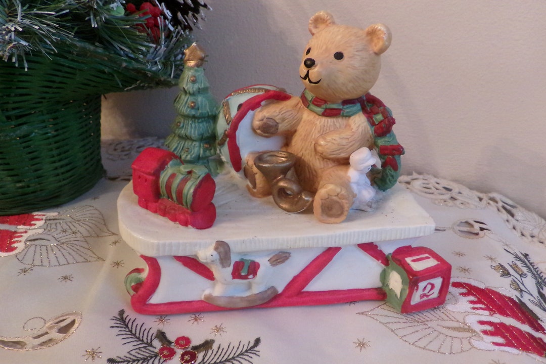 1980's Christmas Musical, Music Box, Toyland Song, Bear on Sleigh ...