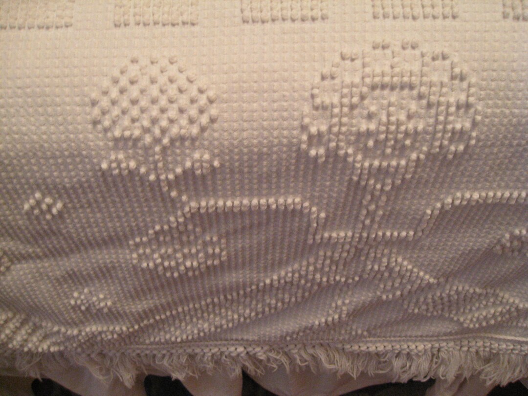 Mid Century White Bates Chenille Bedspread, George Washington Pattern ...