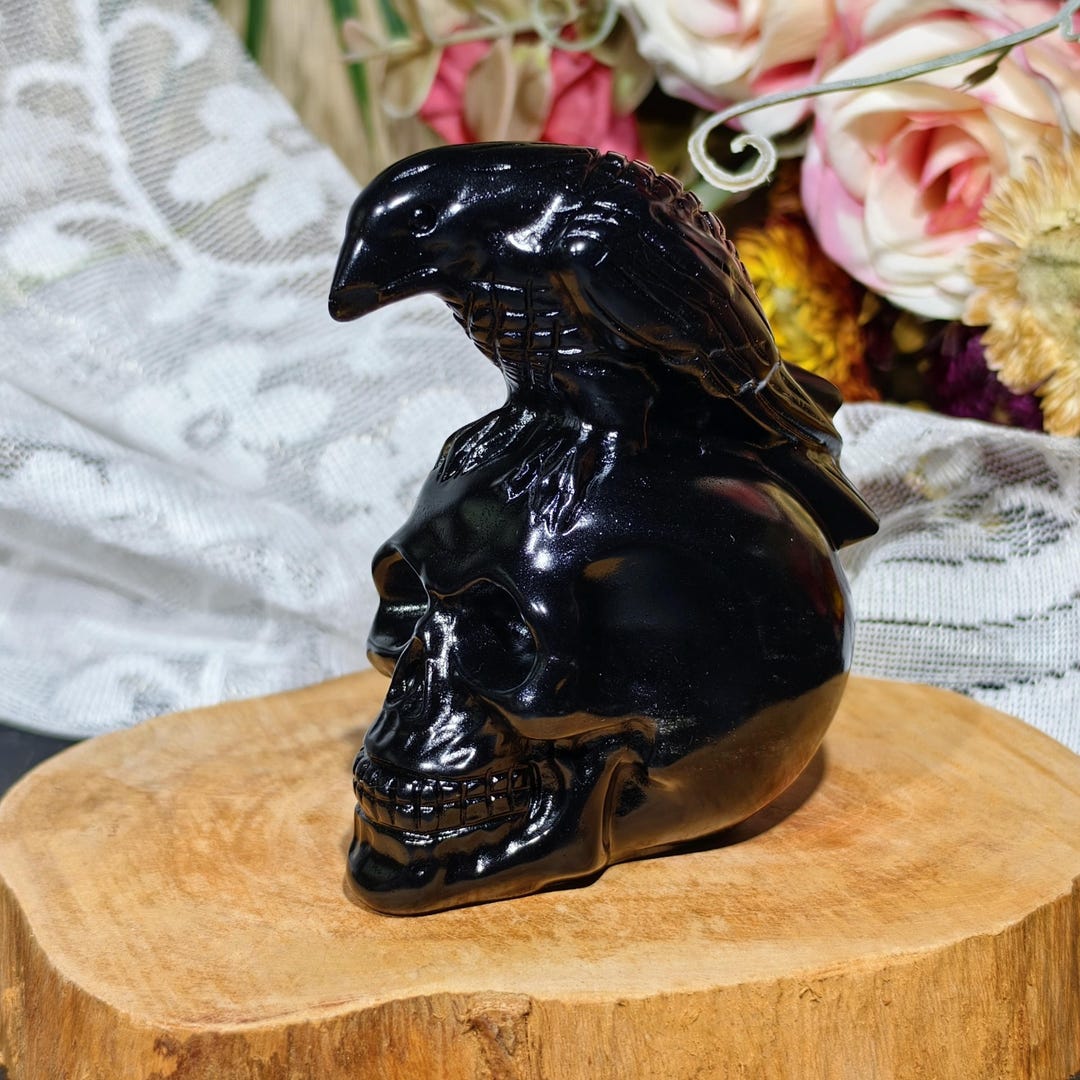 Obsidian Raven Skull Sculpture: Handcrafted Altar Decoration - Etsy
