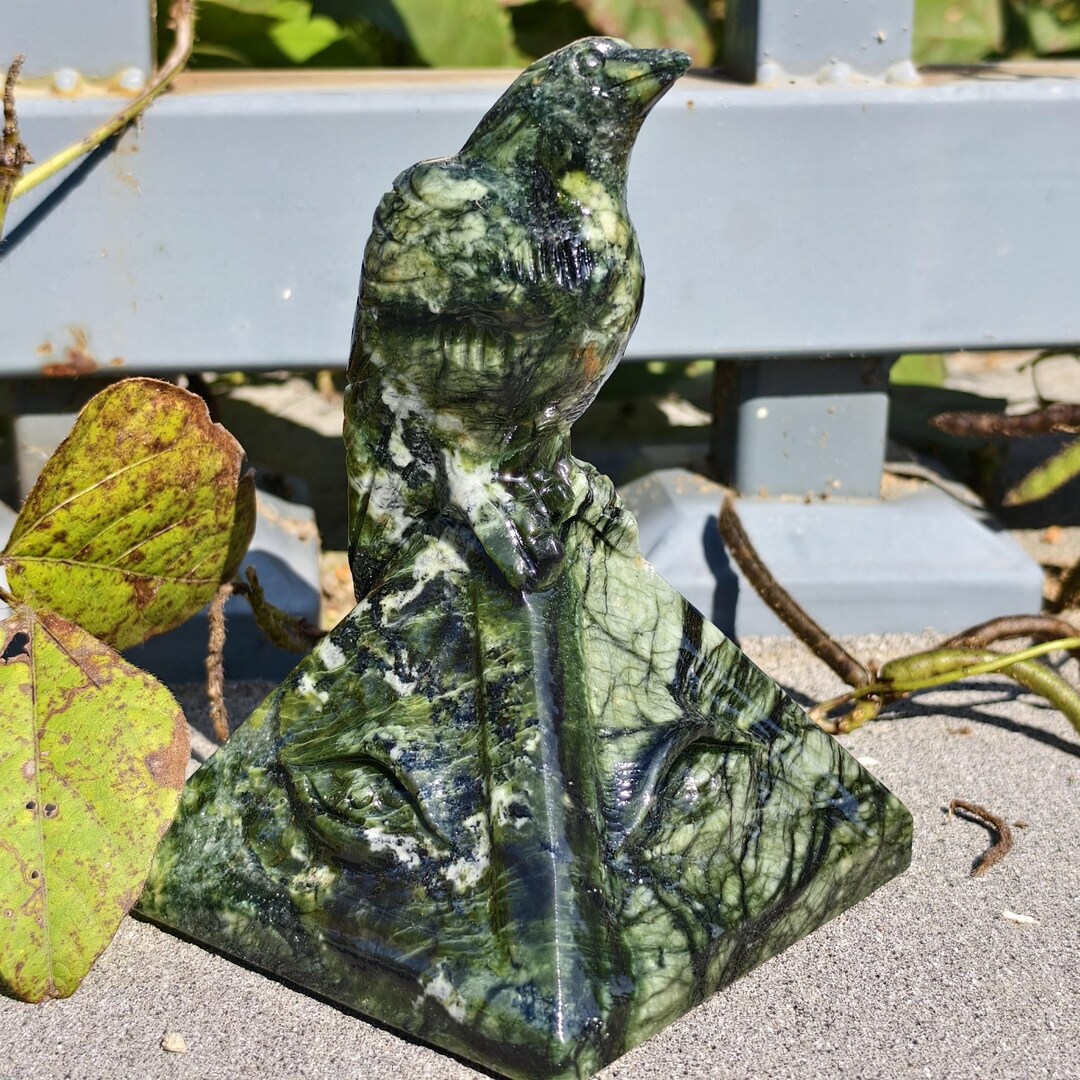 Hand Carved Green Jade Raven Pyramid Sculpture: Crystal Decor - Etsy