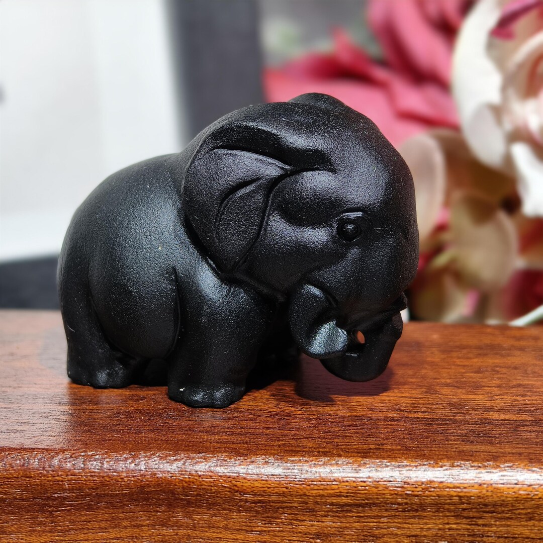 Han-carved Obsidian Elephant Figurine: Crystal Animal Carvings, Healing ...