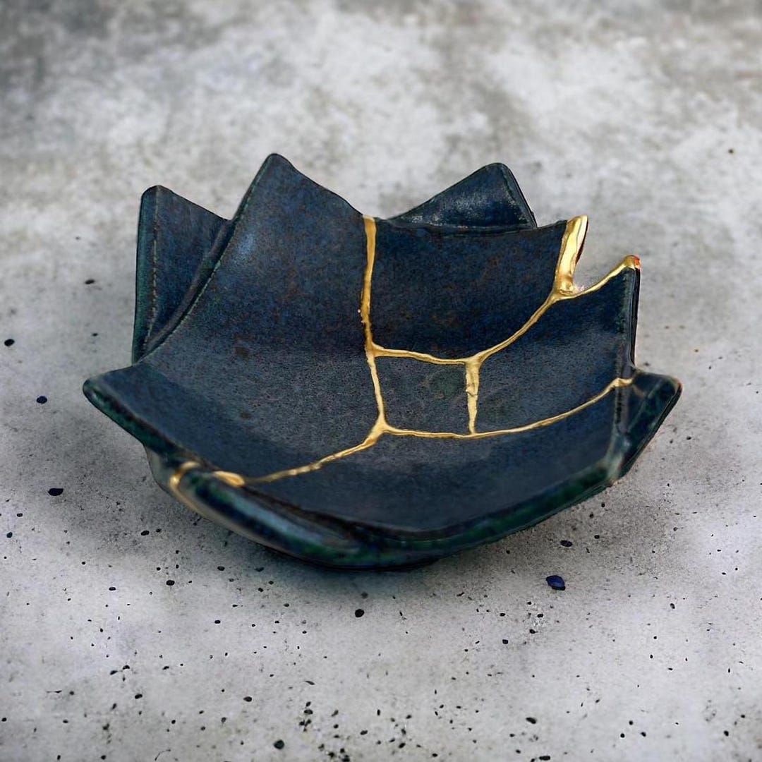 Kintsugi Plate With Plate Stand - Etsy