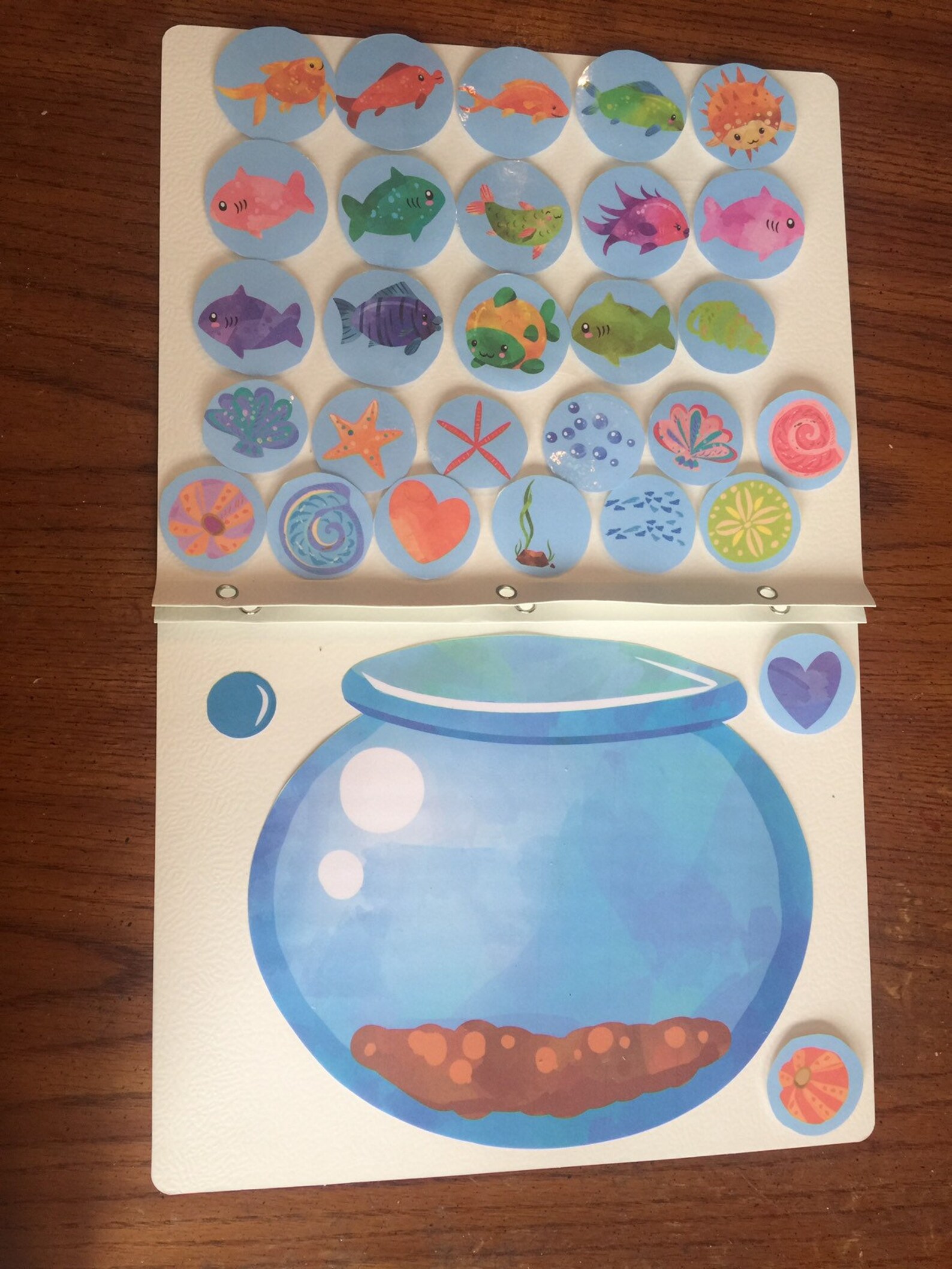 Fish Aquarium Busy Folder for Pretend Play Fun & Worksheet-free Busy ...