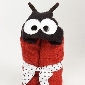 PERSONALIZED Red Ladybug Hooded Towel - Etsy