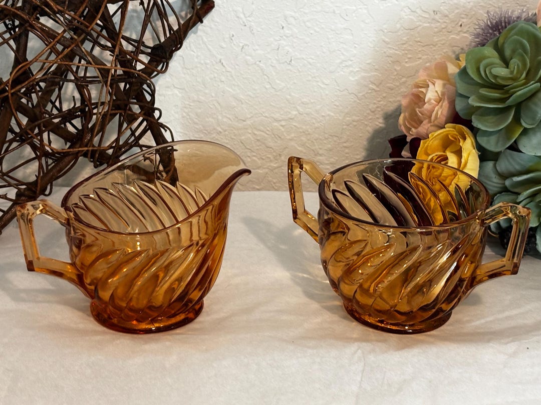 Vintage Amber-colored Swirl Optic Pattern Depression Glass Creamer and ...