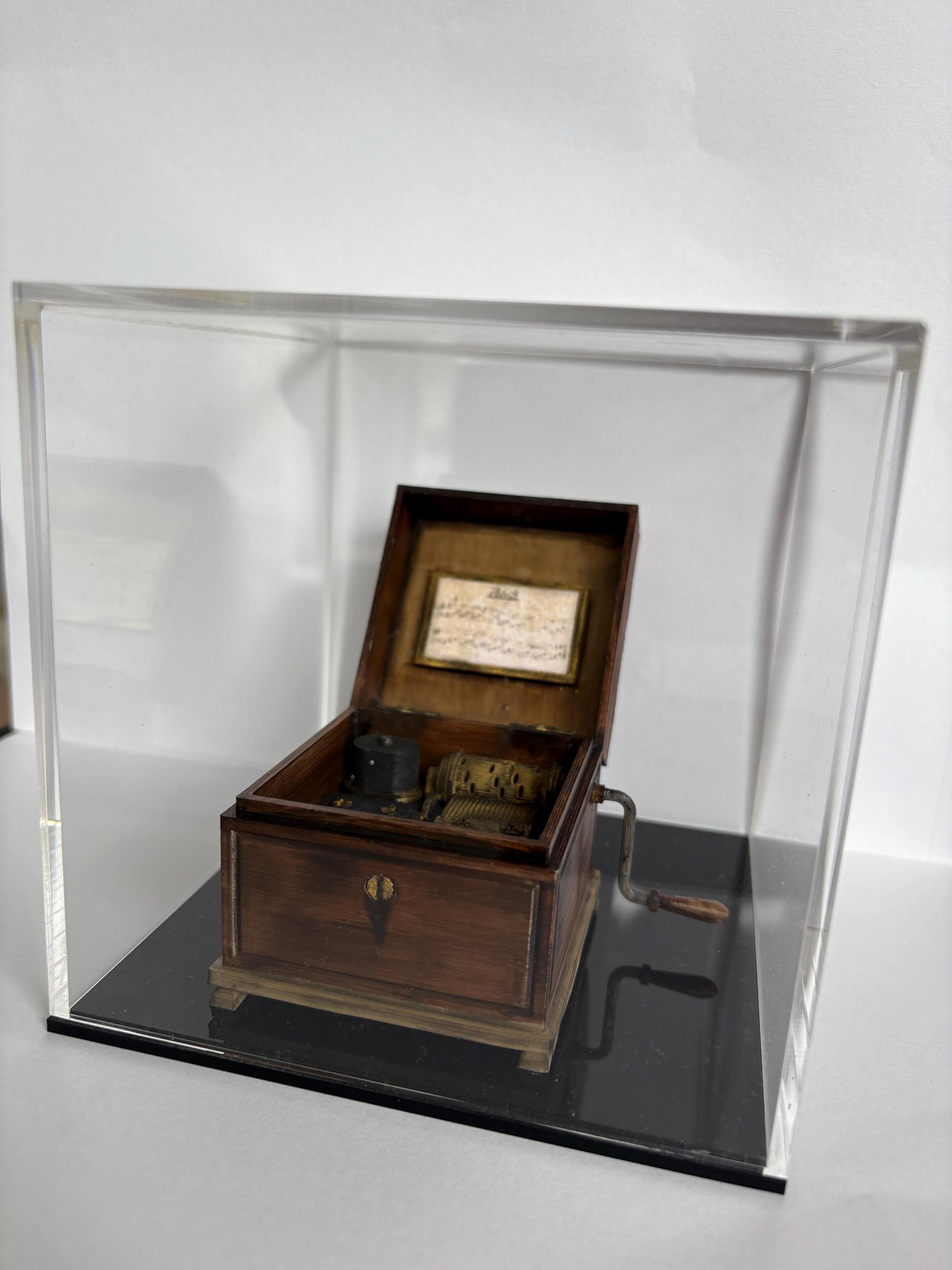 Phasmophobia Music Box - Etsy