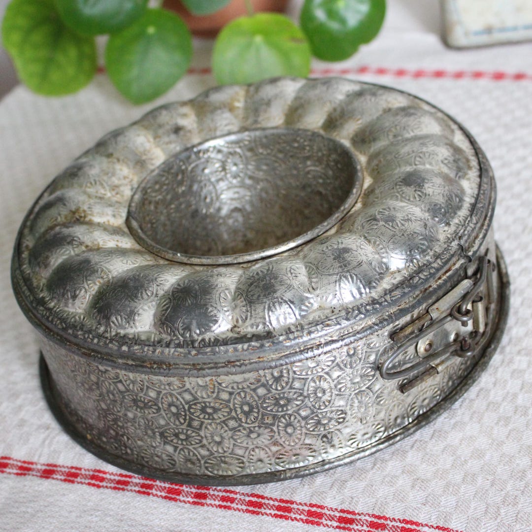 Vintage Embossed Metal Springform Cake Mold, Savarin Shape, Rustic ...