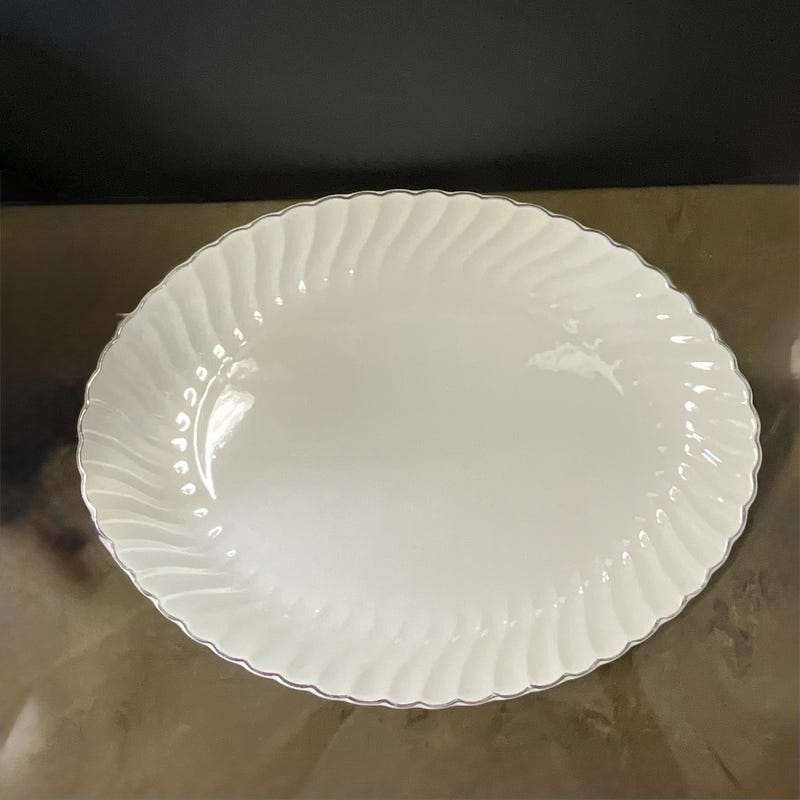 Vintage Scalloped Platter - Etsy