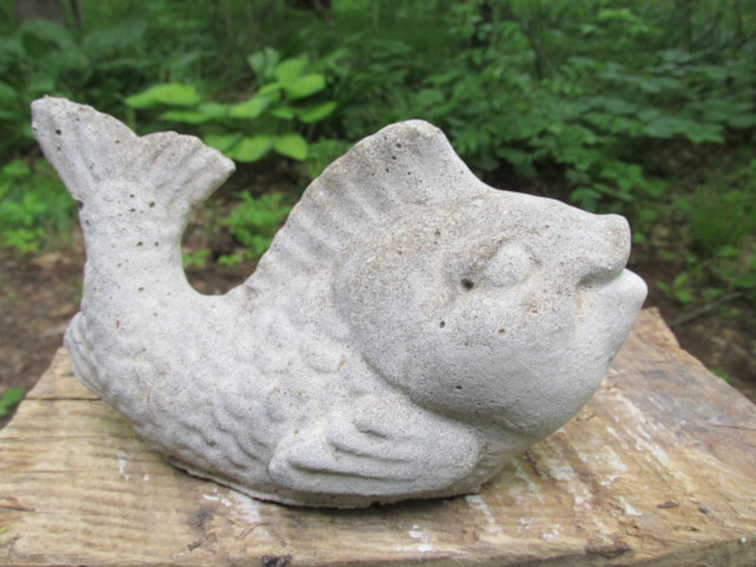 6 1/2" Long Happy Fish Tail up Garden Art Cement Concrete Statue Pond ...