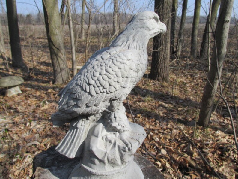 12" Tall Cement Eagle Garden Art Classic Statue Concrete Patriotic USA ...