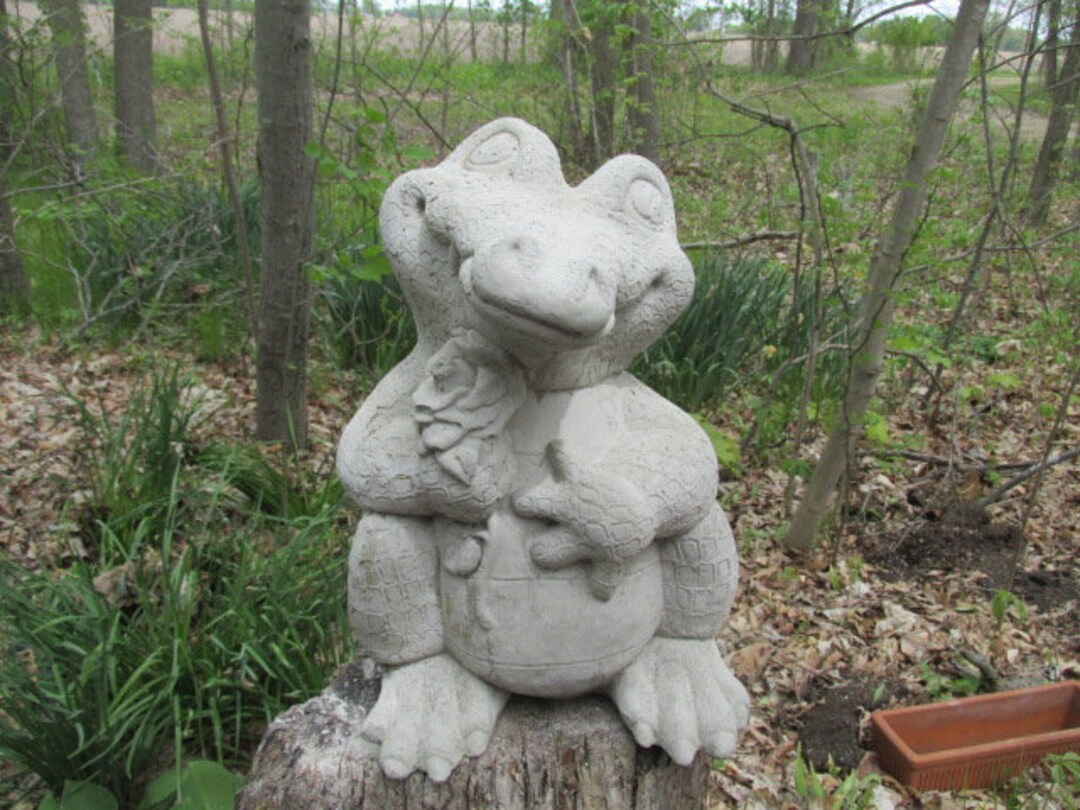 14 Tall Cement in Love Smiling Courting Alligator Holding Flower Garden ...