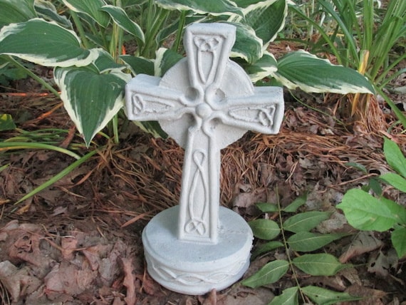 12 Tall Cement Cross Garden Art Statue Concrete Memorial | Etsy