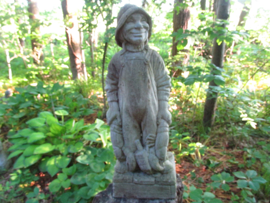 Vintage 23" Cement First Mate Sailor Holding Lobster Garden Art Statue ...