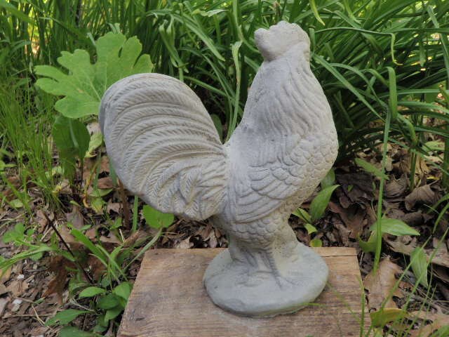 10" Tall Cement Rooster Chicken Garden Art Statue Concrete Farm Animal ...