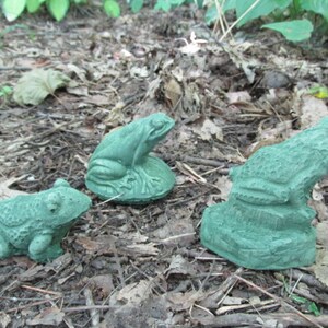2-4 Tall Cement Frog Lot of 3 Green Garden Art Concrete Statue Lawn ...
