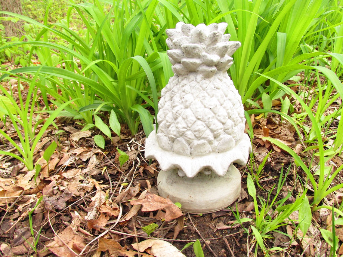 11" Tall Cement Pineapple FOUNTAIN Topper Top Finial Garden Art ...