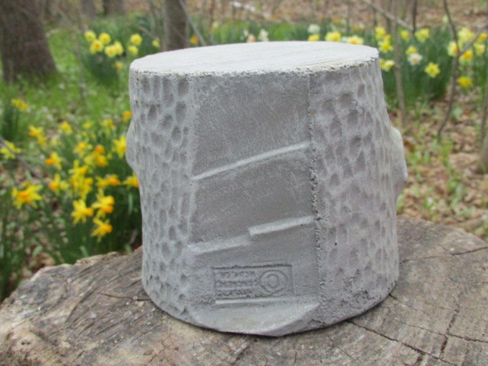 Antiqued 5 Tall Cement Tree Trunk Stump Pedestal Gray & - Etsy