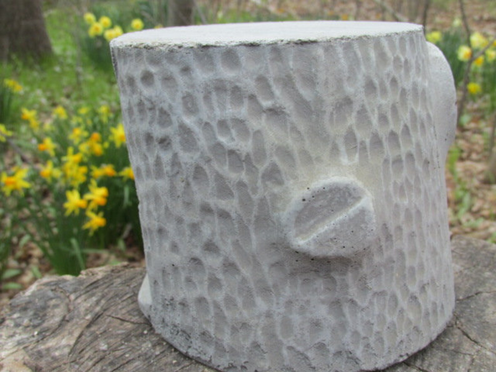 Antiqued 5 Tall Cement Tree Trunk Stump Pedestal Gray & - Etsy