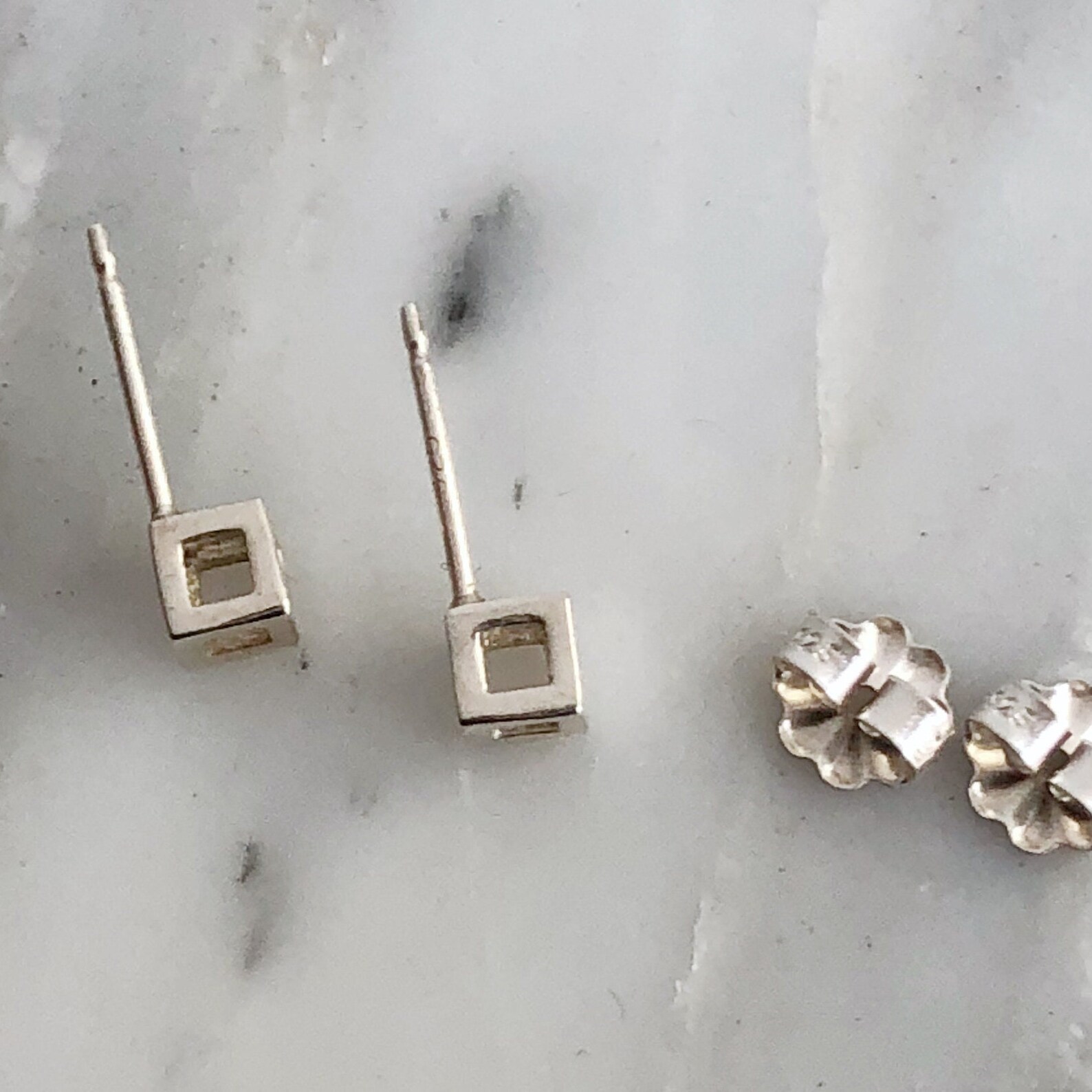 Tiny Sterling Silver Cube Earrings 3D Cube Stud Earrings Geometric ...