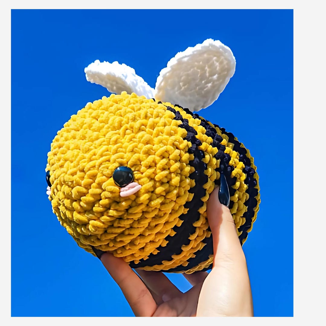 Bee Crochet Pattern, Amigurumi | Crochet Plushie | Handmade | Pocket ...