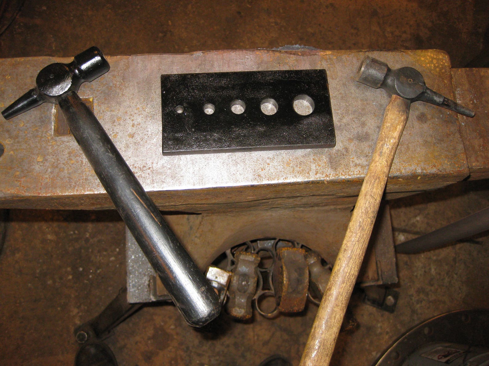 Blacksmith Bolster Plate 1/4 3/4 Punch Tool - Etsy