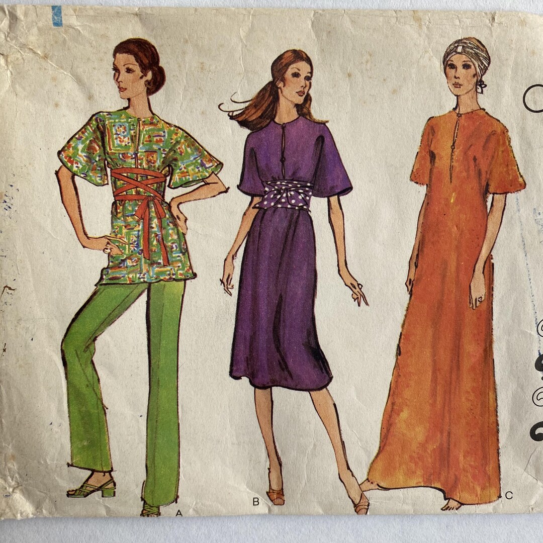 Vintage 1970s Vogue Sewing Pattern 8098 Very Easy 1971 Kaftan Caftan ...