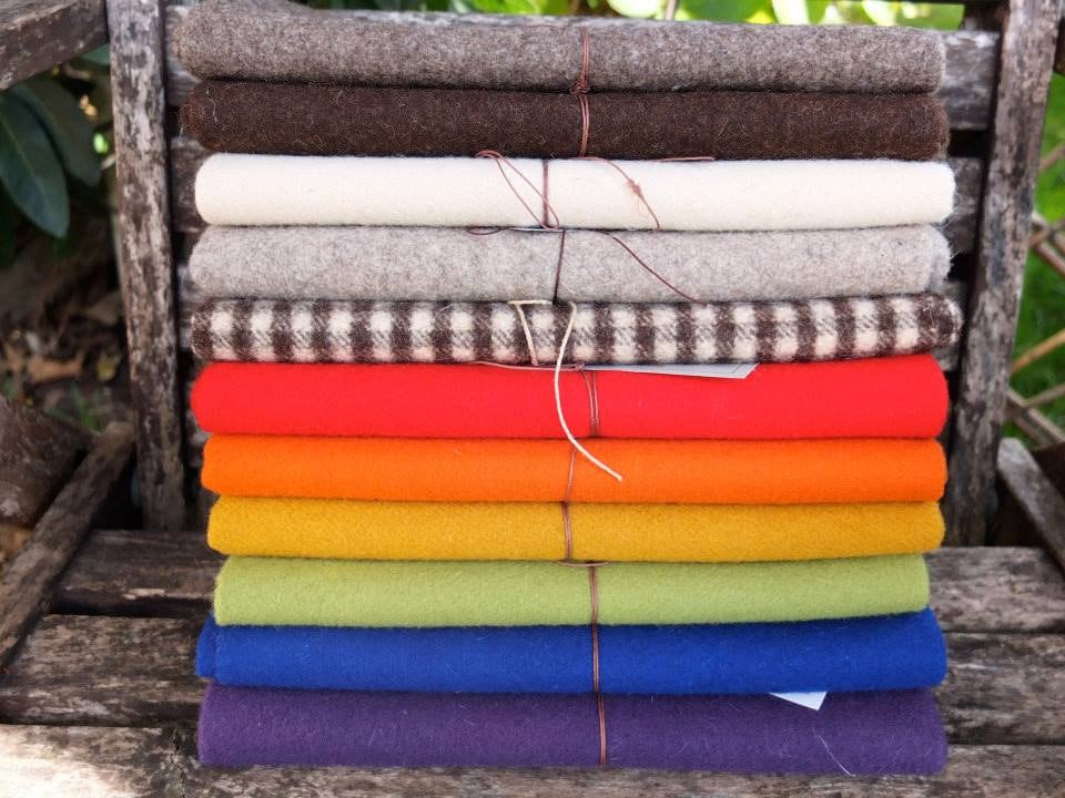 Fulled wool cloth Portuguese burel similar to loden | Etsy