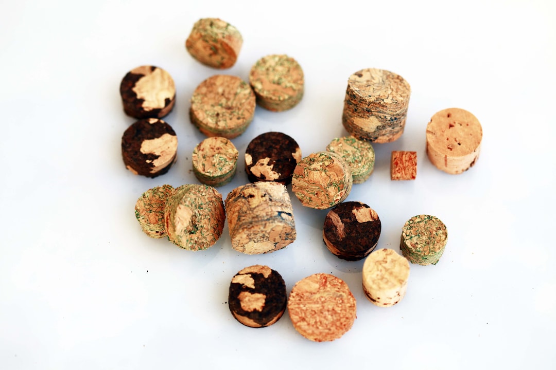 Small Colored Cork Discs for Natural Jewellery & Crafts. Agglomerated ...