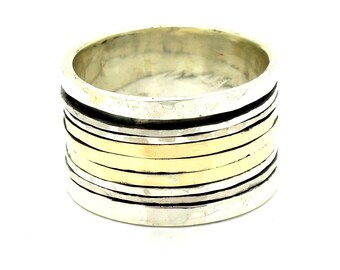 Wide 925 Sterling Silver spinner ring with hammered lace | Etsy