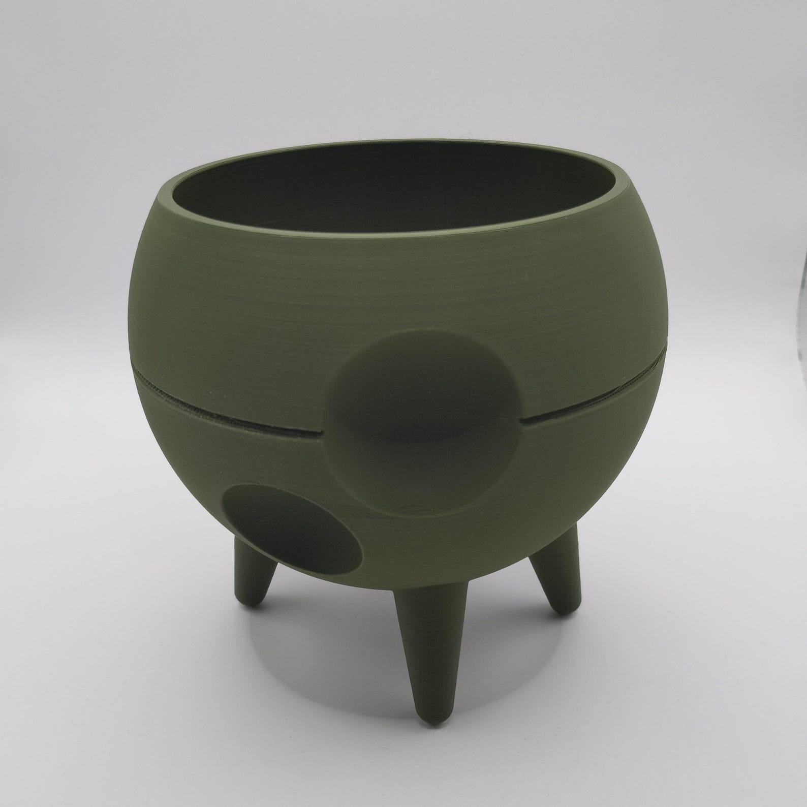Astronaut Landing Lunar Planter: Space-themed Indoor Succulent Pot for ...
