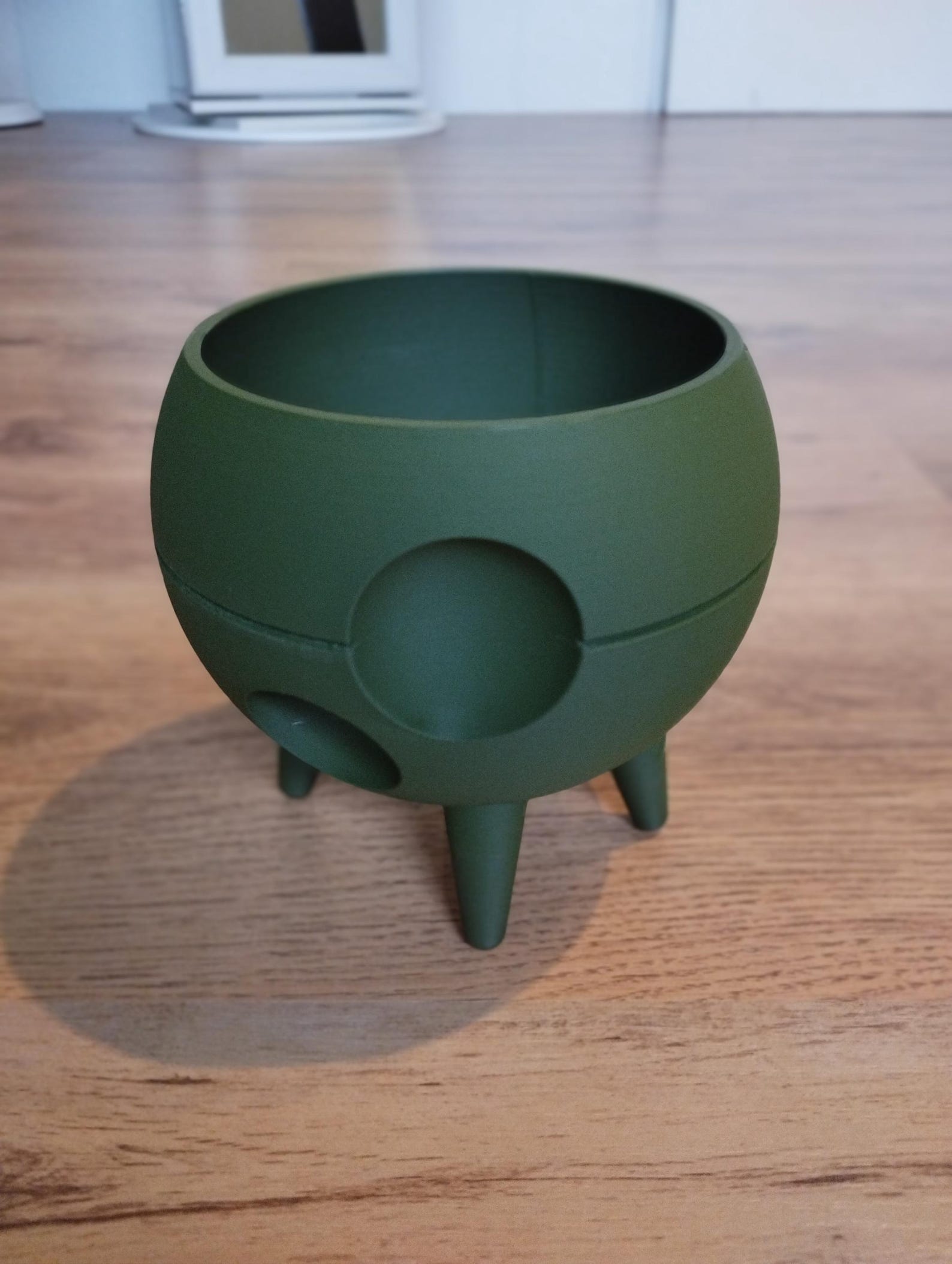 Astronaut Landing Lunar Planter: Space-themed Indoor Succulent Pot for ...