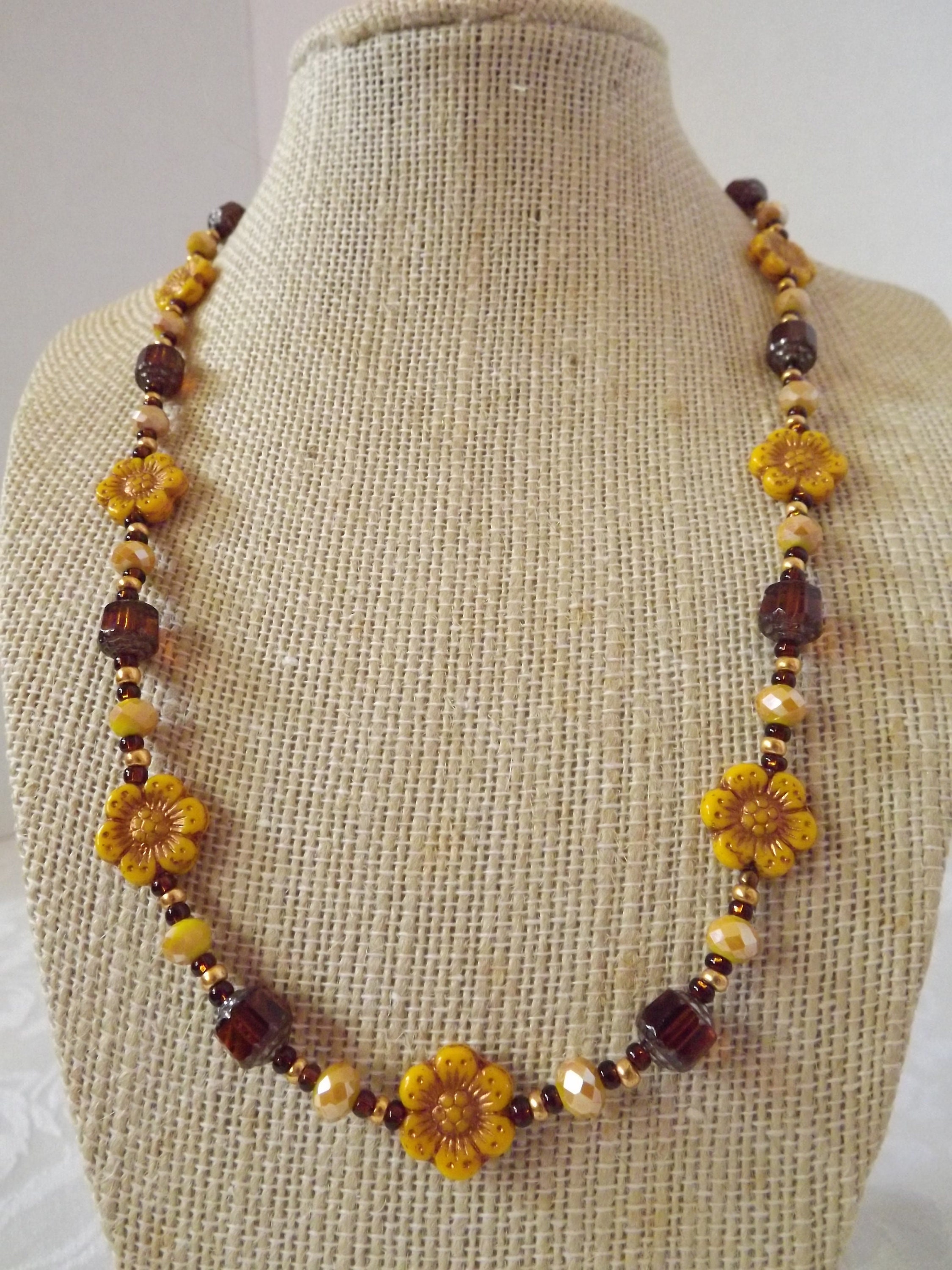 Yellow Flower Necklace Set - Etsy