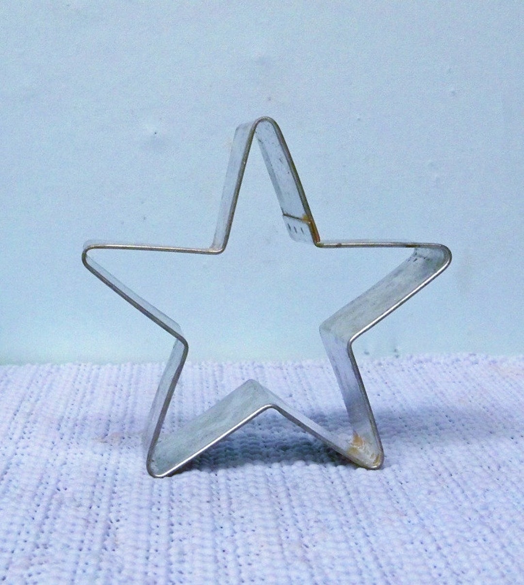 Vintage Tin Star Cookie Cutter 2 1/2 Inches Point to Point 1 Inch Deep ...