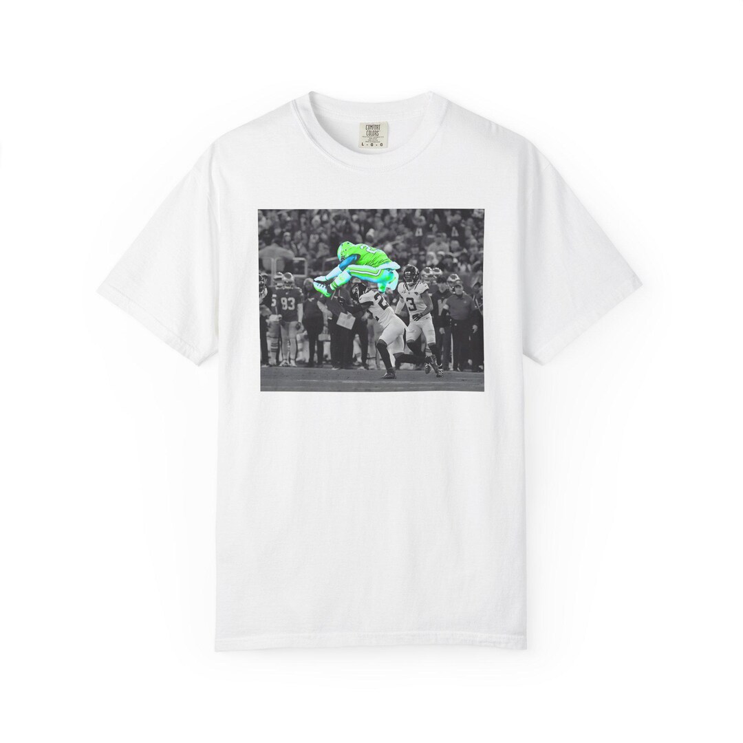 Saquon Barkley Jump Spin Neon T SHIRT - Etsy
