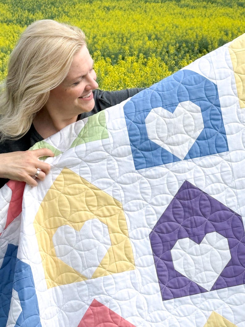 Love Lives Here Quilt Pattern: Easy Beginner Friendly, Fat Quarter (PDF ...