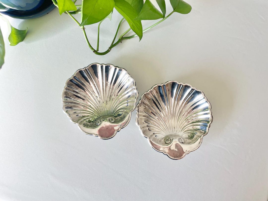 Vintage Silver Clamshell Dishes - Etsy