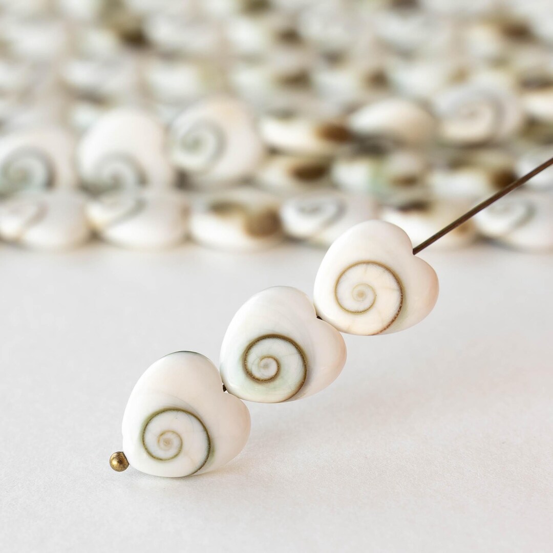 12mm Shiva Shell Heart Beads - 6 or 18 Hearts - Etsy